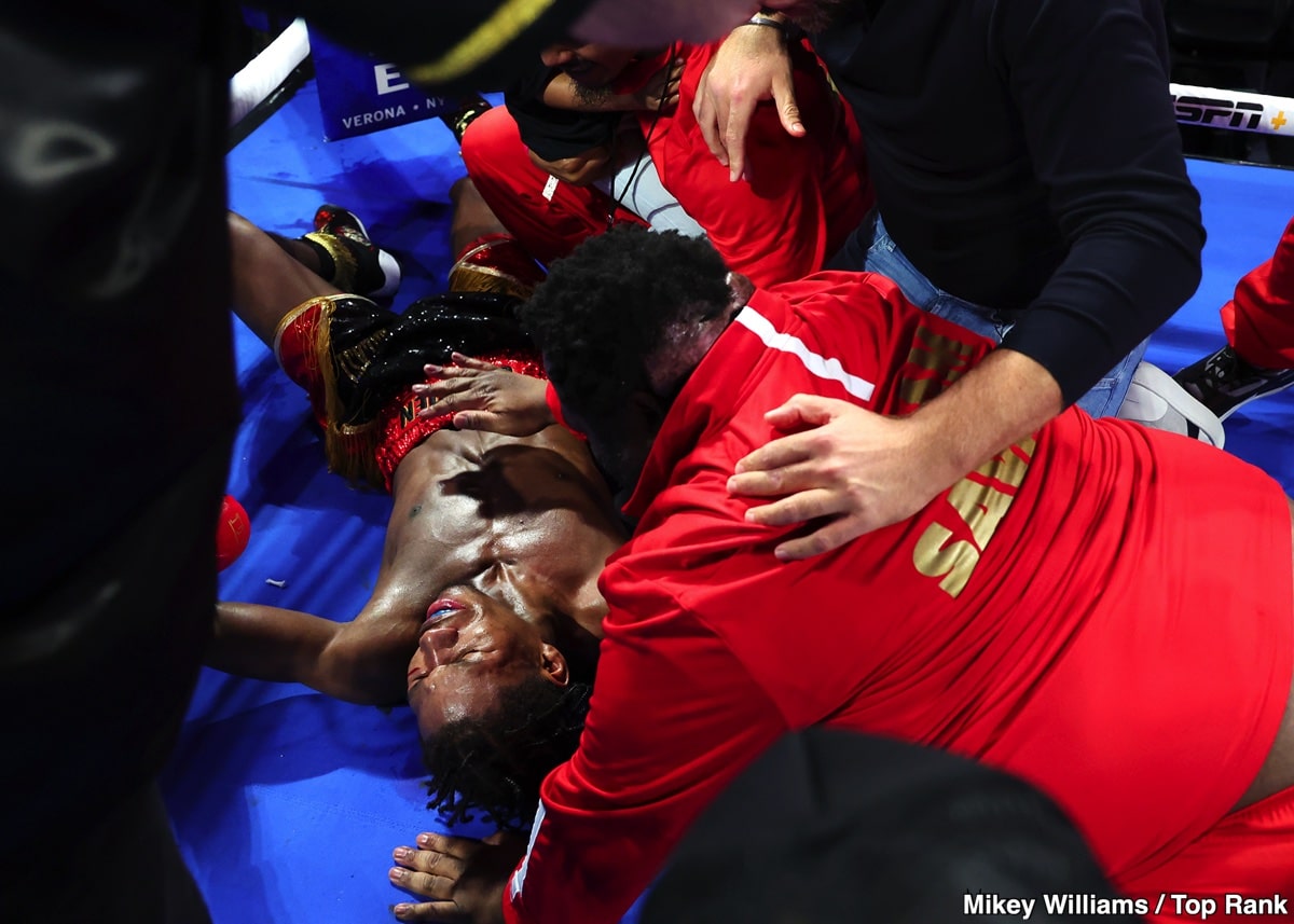 Raymond Ford Captures WBA Featherweight Title With Dramatic KO Of Otabek Kholmatov - Boxing ...